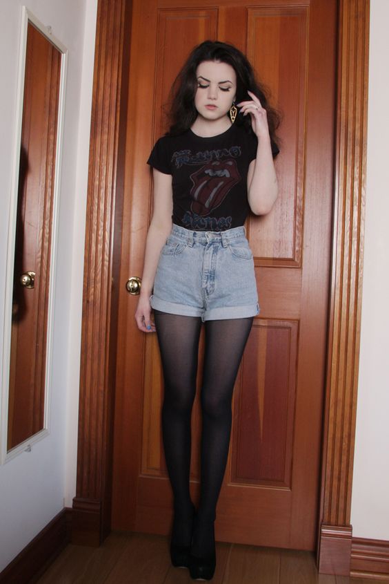 How to Wear High-Waisted Shorts? Best High Waisted Shorts Outfit Ideas ...