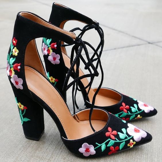 How To Wear Chunky Heels - 27 Trendy Stylish Chunky Heel - Her Style Code