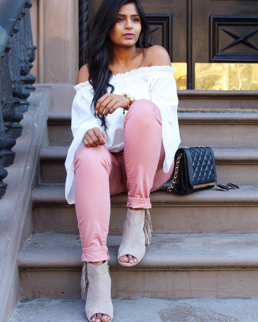 35 Ways to Wear Bell Sleeves - Trending Bell Sleeves Ideas - Her Style Code