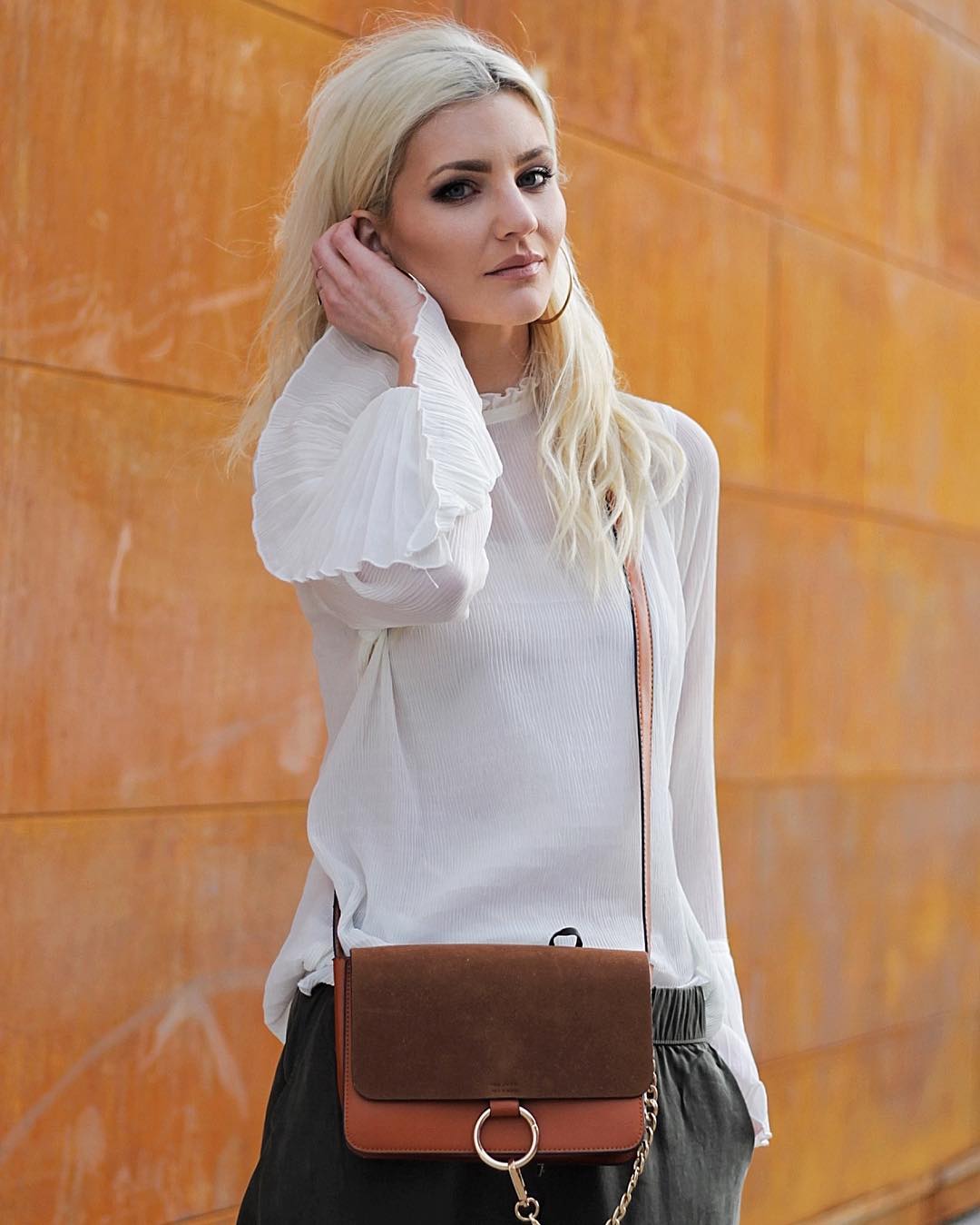 35 Ways to Wear Bell Sleeves - Trending Bell Sleeves Ideas - Her Style Code