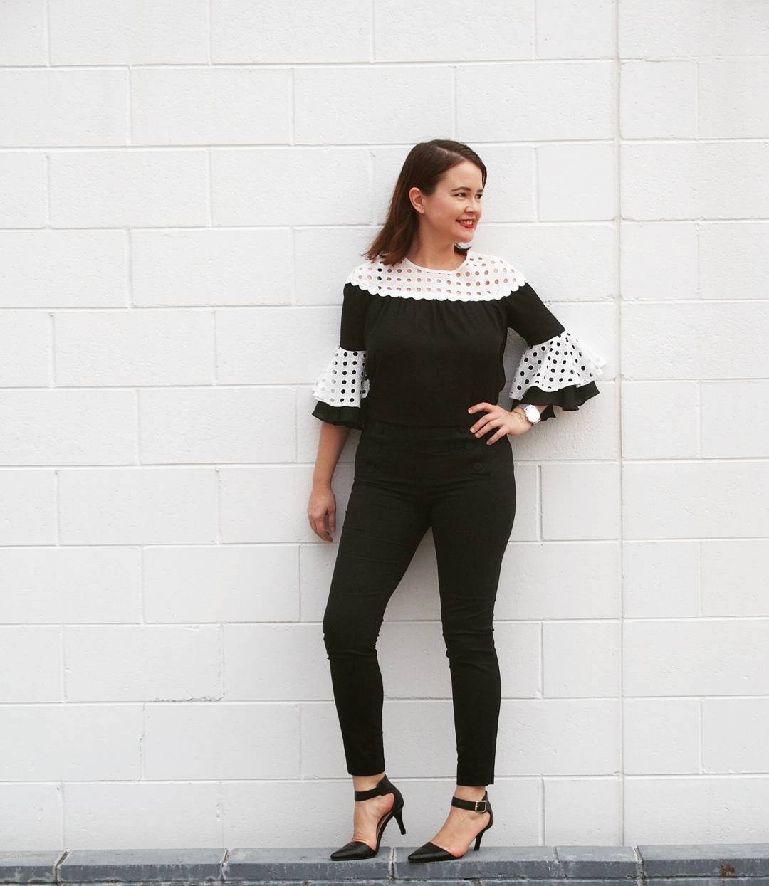 35 Ways to Wear Bell Sleeves - Trending Bell Sleeves Ideas - Her Style Code