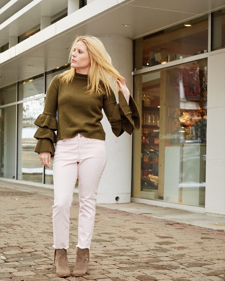 35 Ways to Wear Bell Sleeves - Trending Bell Sleeves Ideas - Her Style Code