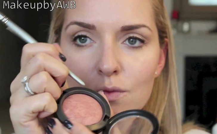 7 Tips on How to Apply Makeup to Dry Skin - Her Style Code