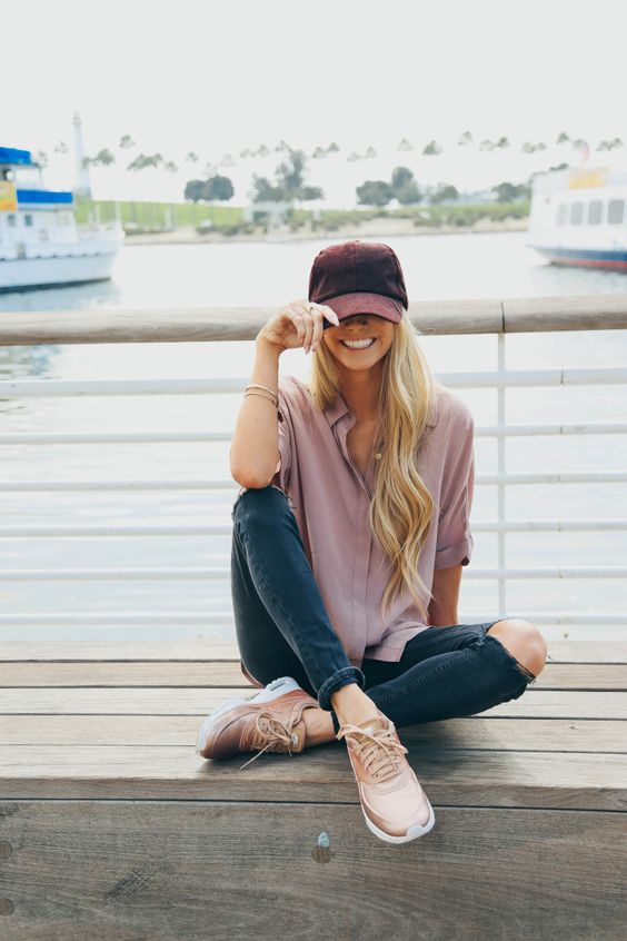 7 Tips on How to Wear a Hat That Flatters Your Features - Her Style Code