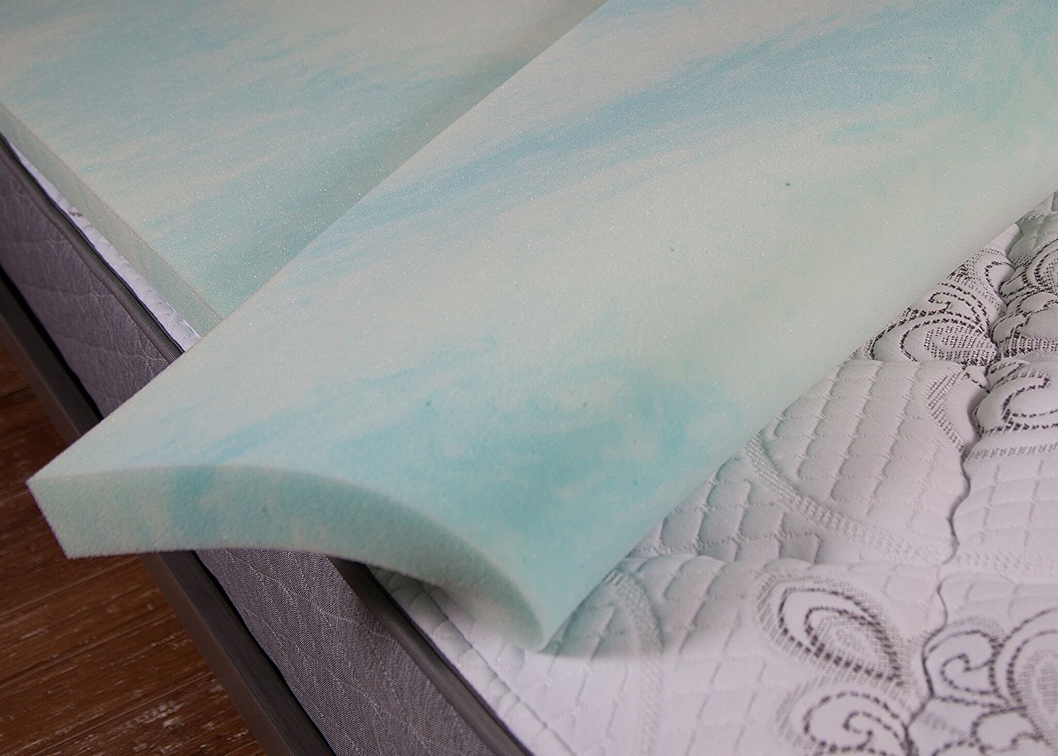 6 Best Memory Foam Mattress Toppers 2024 - MFM Toppers Reviews - Her ...