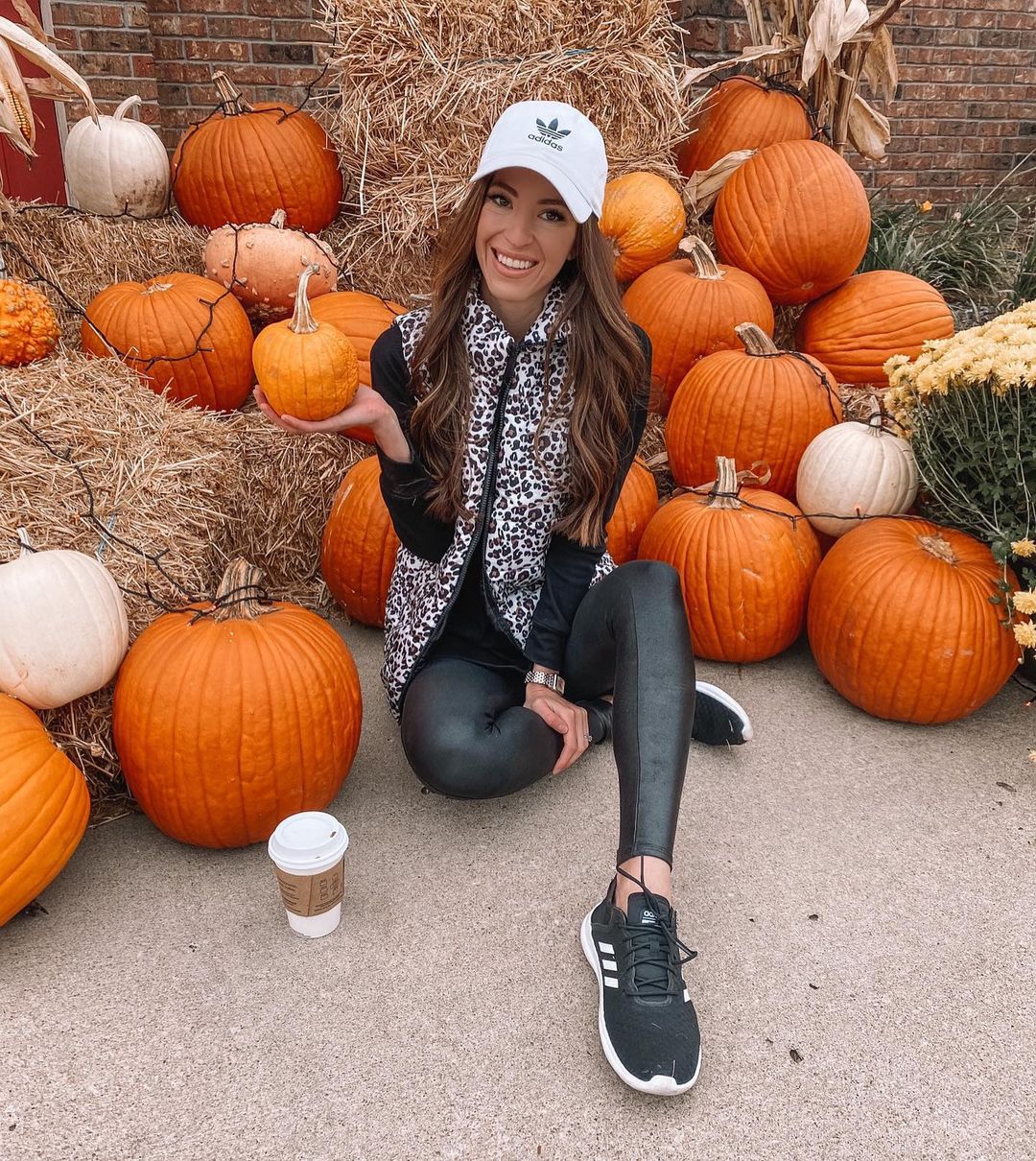 23 Savvy Ways to Show Off Leopard Print - Animal Print Outfit Ideas ...