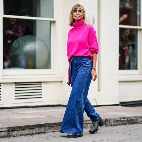 How to Wear Flare Jeans - The Ultimate Flare Jeans Styling Guide - Her ...