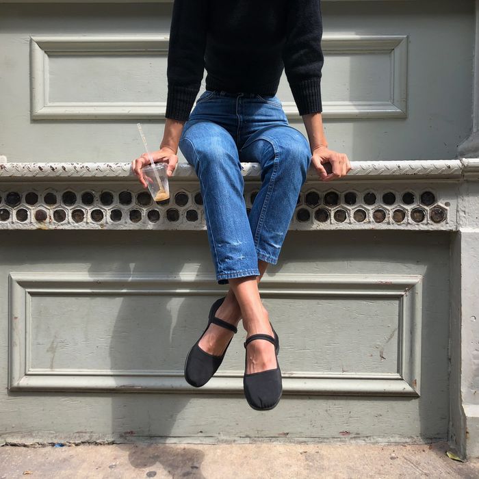 How to Style Mary Janes - What to Wear with Mary Jane Shoes - Her Style ...