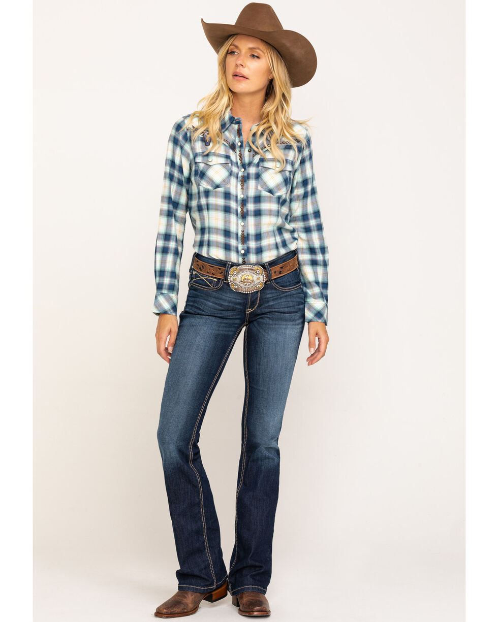 How to Wear Flannel Shirts with Super-fresh Modern Style - Her Style Code