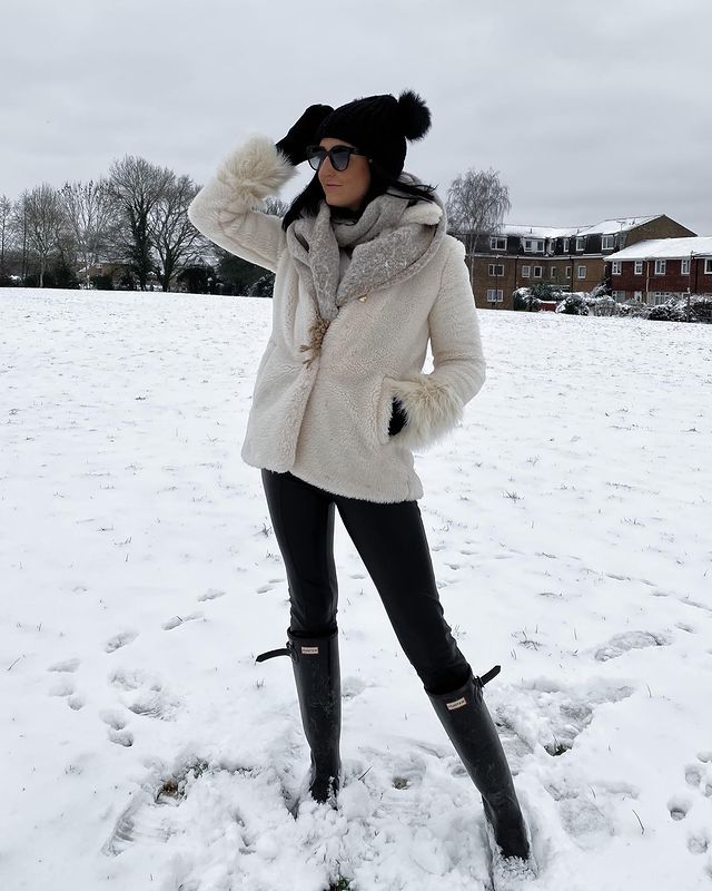 How to Wear Hunter Boots - Style Tips for Hunter Boots - Her Style Code