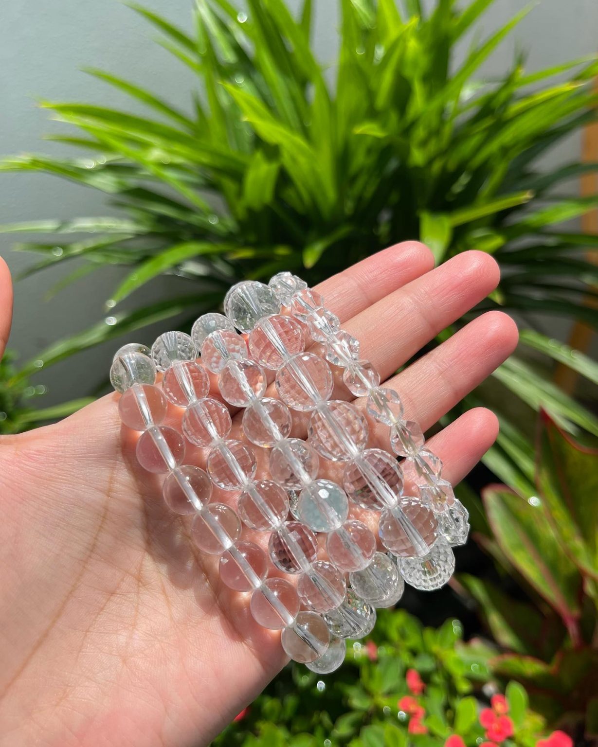 Why (and How) Crystals Work: Your Definitive Guide to Healing Crystals ...