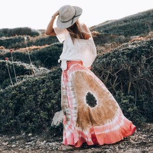 Hippie Fashion Guide: How to Dress Like a Hippie - Her Style Code