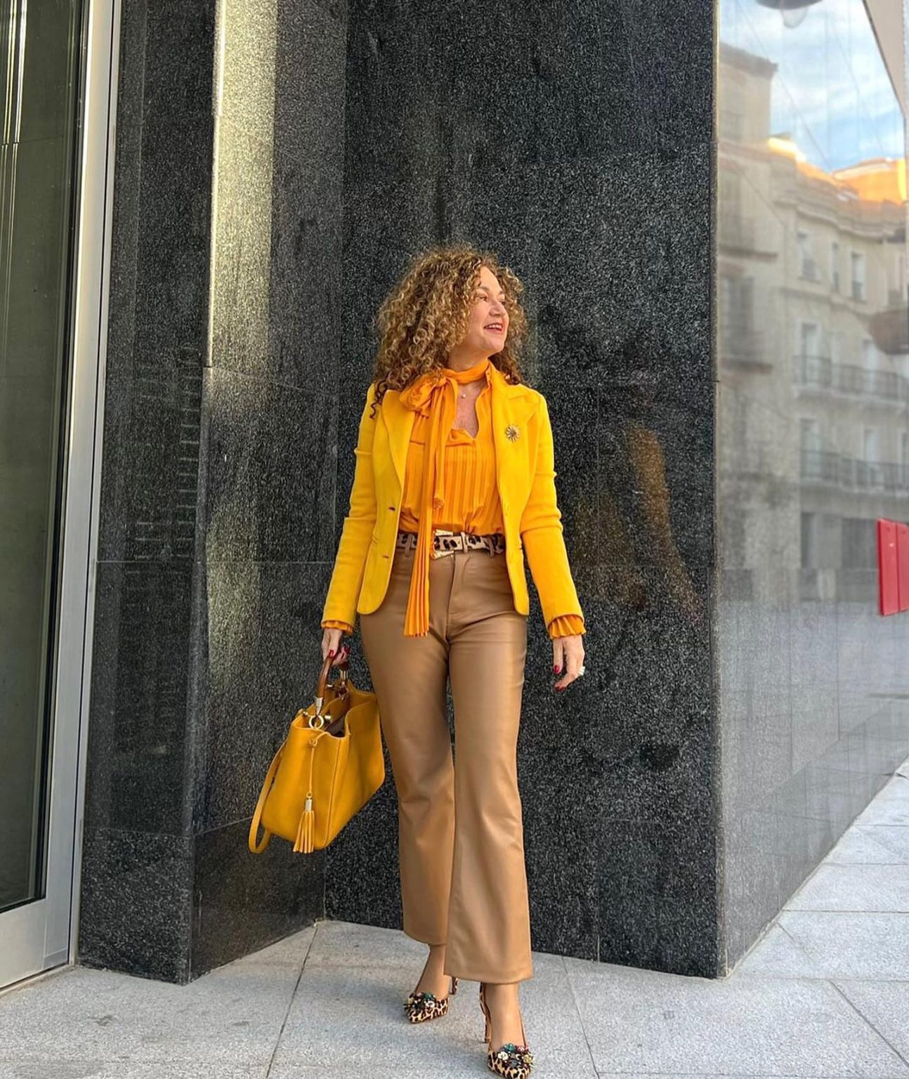 41 Stylish Outfit Ideas for Women Over 50 - Her Style Code