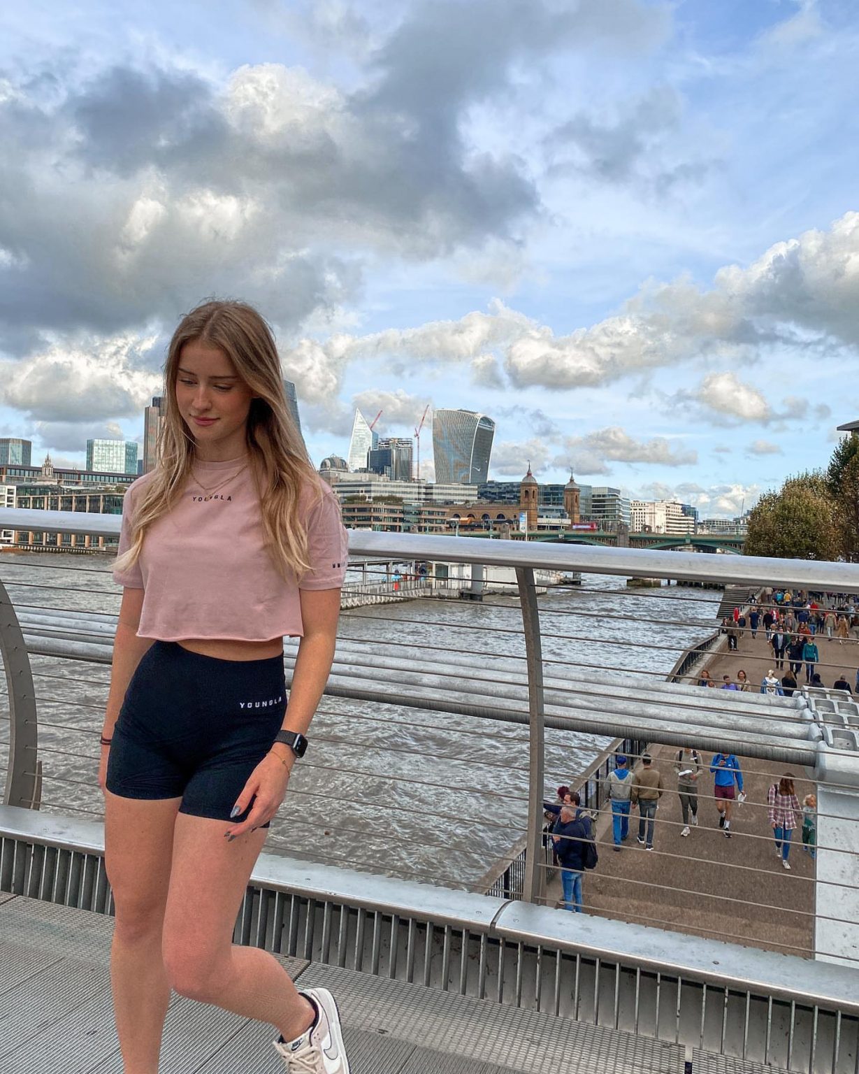 Get Ready to Shine: 12 Cute & Comfortable Summer Outfit Ideas - Her ...